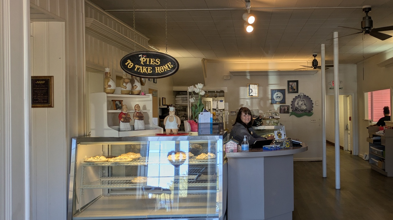 Mrs. Rowe’s Family Restaurant and Bakery – Jim's Dining Guides